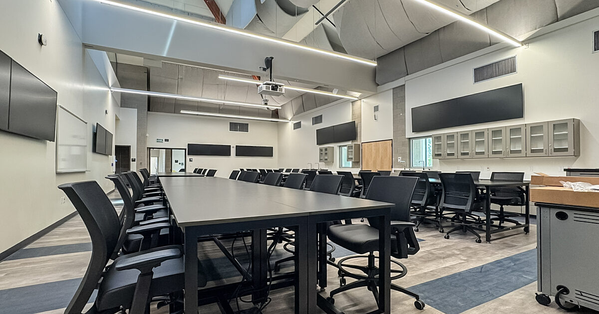 G|M Business Interiors | CSU San Bernardino