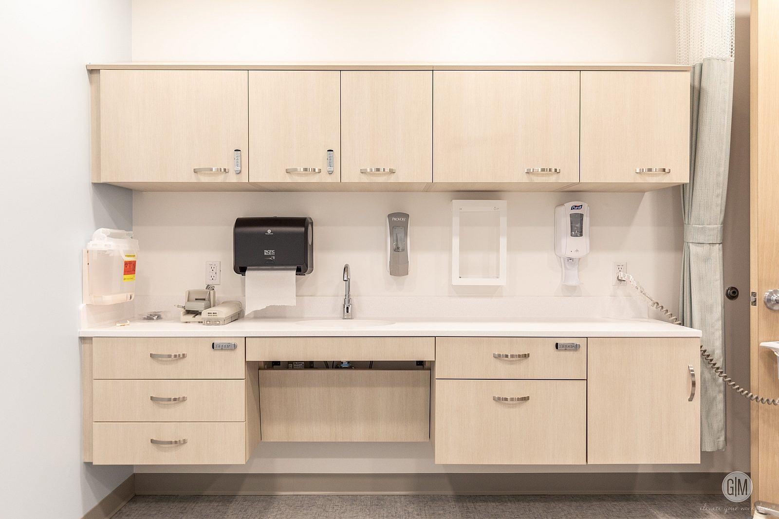 G|M Business Interiors | UCSD Health OBGYN & Head Neck Surgery