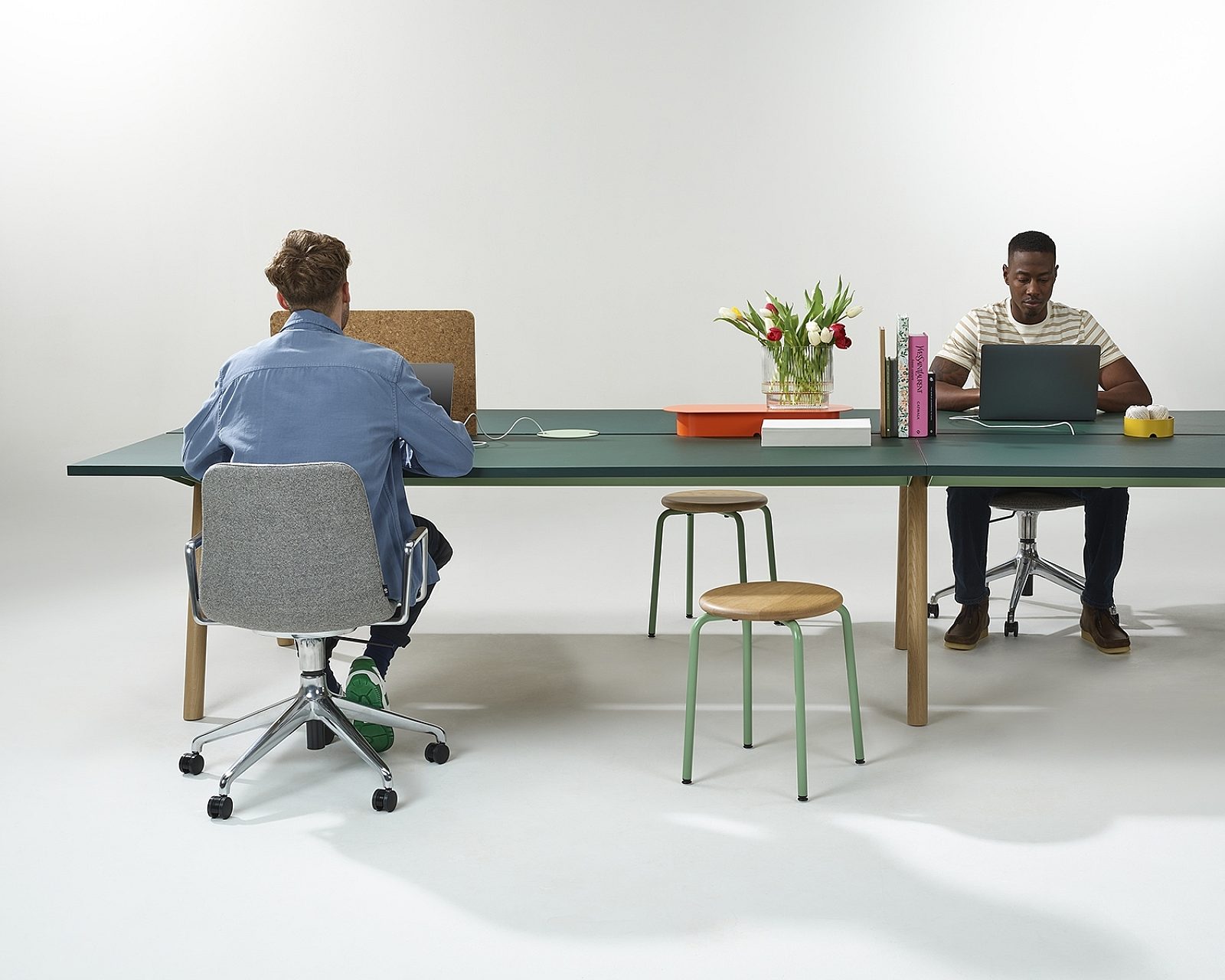 G|M Business Interiors | NaughtOne Morse Table System