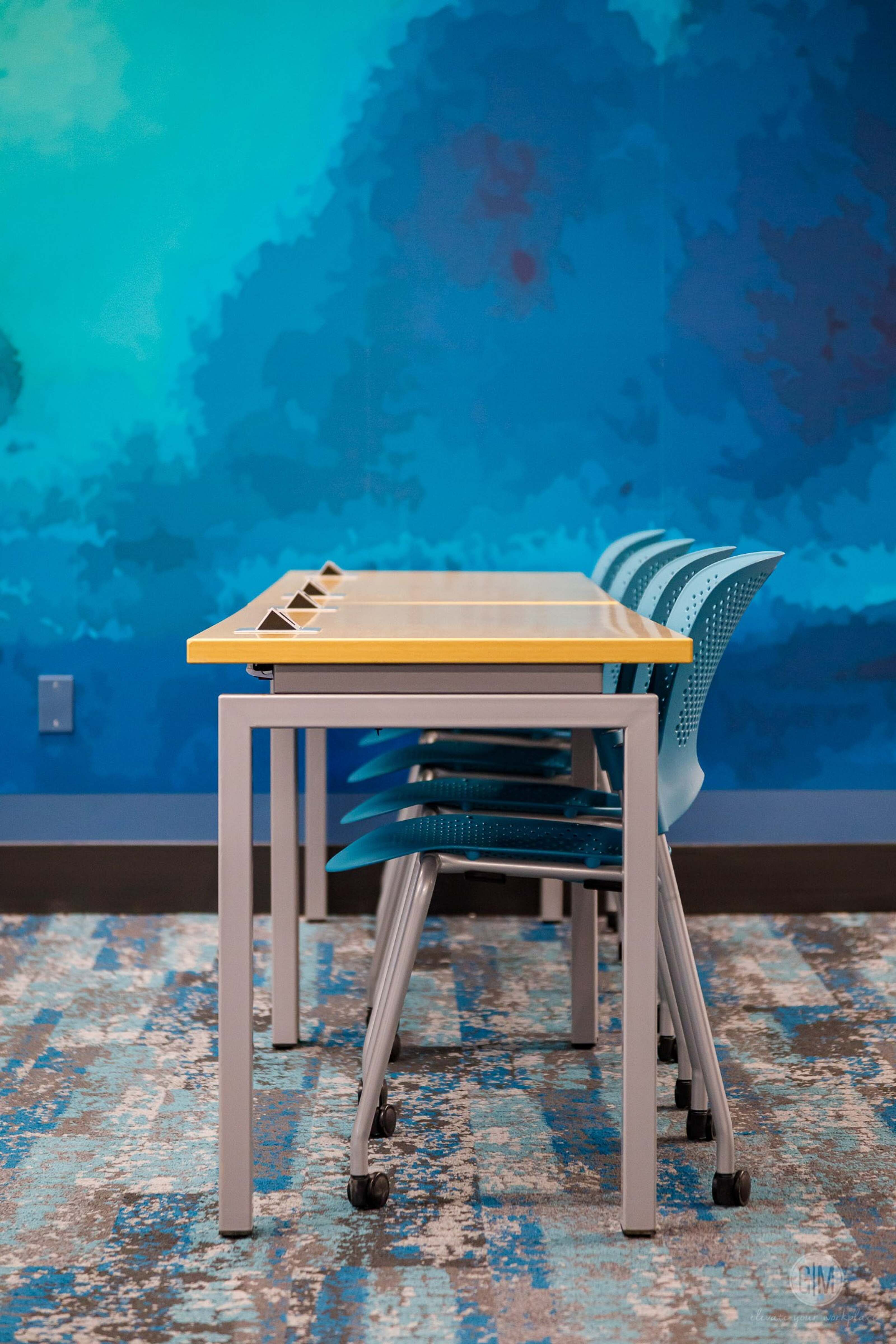 G|M Business Interiors | El Toro Library